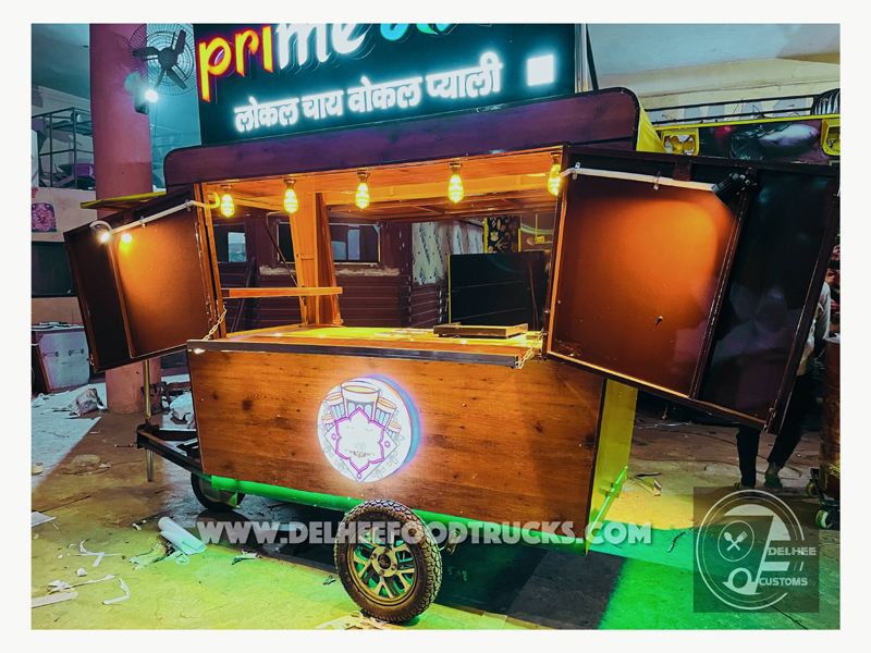 DEL-HEE Custom Food Trucks