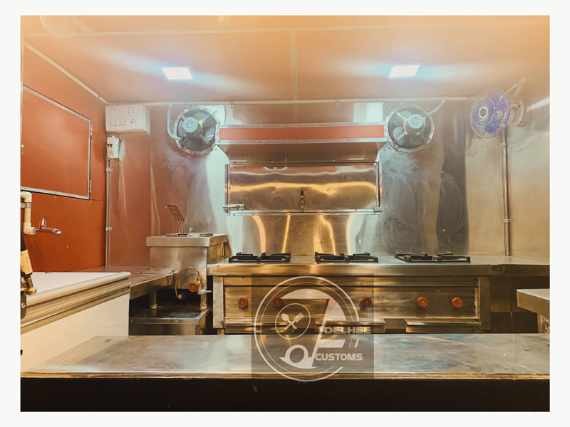 DEL-HEE Custom Food Trucks